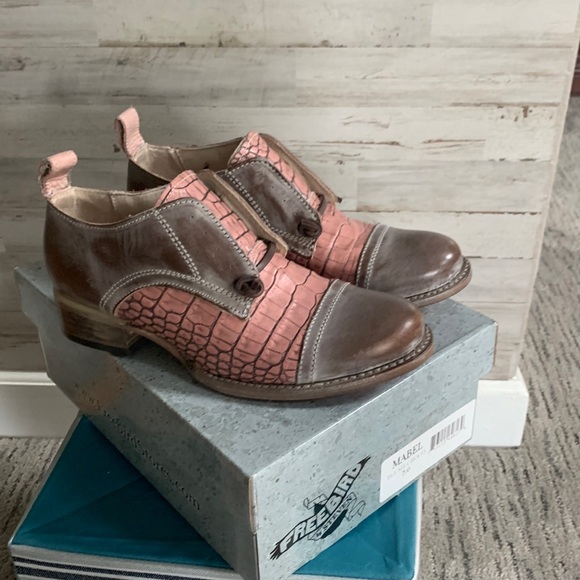 Freebird by Steven | Shoes | Freebird Mabel Blush Croco Size 7 | Poshmark
